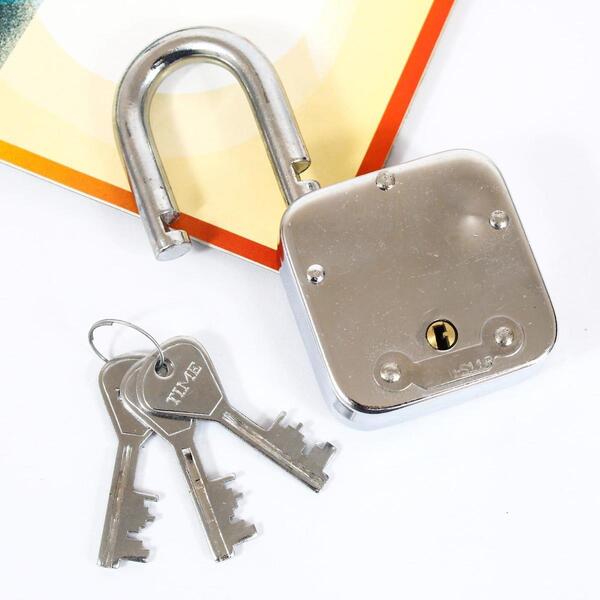 Double Locking Padlock/Doorlock-50 mm With Key | Compare and buy in ...