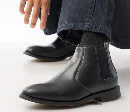 Leather Classic Boots For Men - SastoKhoj