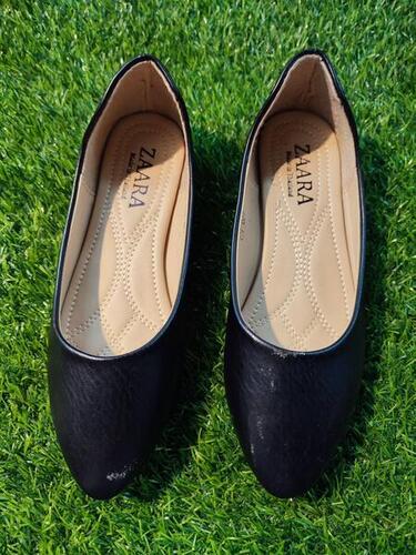 Plain Black Close Shoes For Women - SastoKhoj